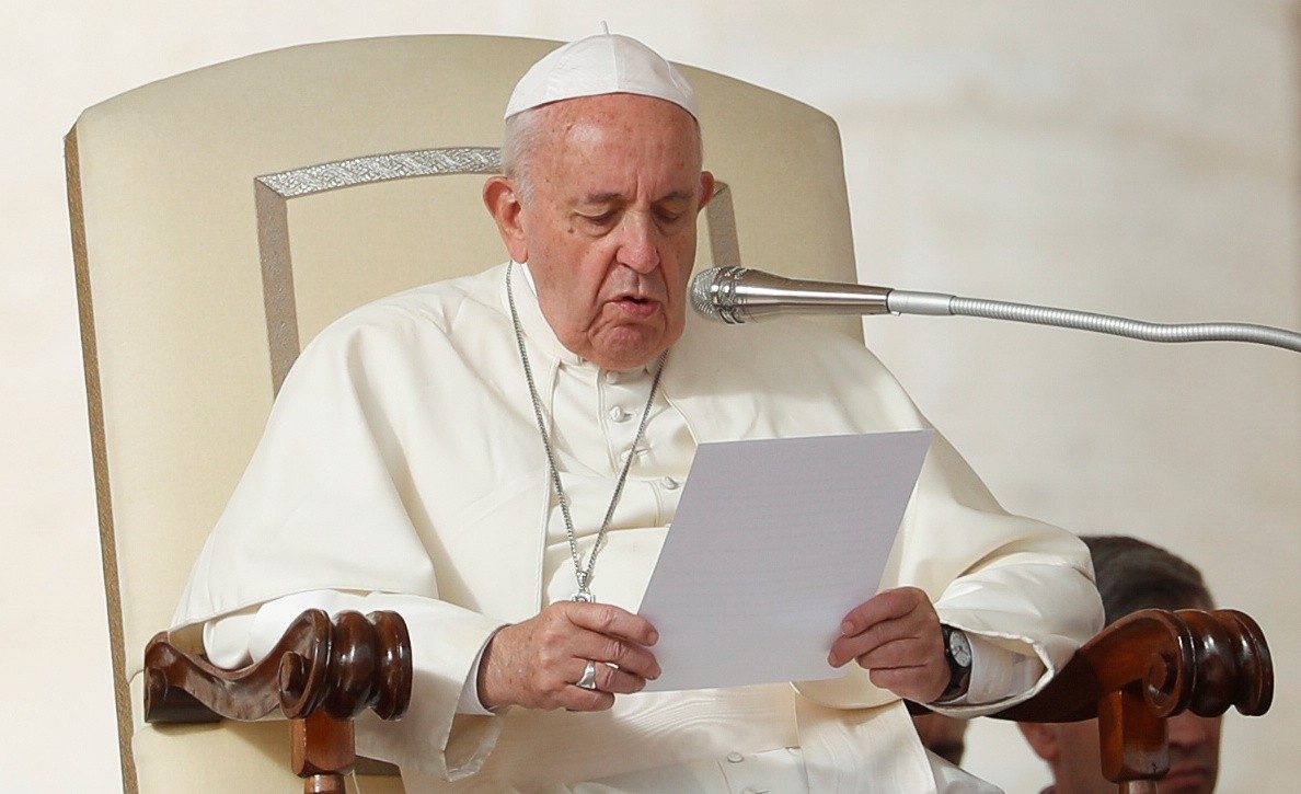 Папа про значення молитви за померлих - Vatican News
